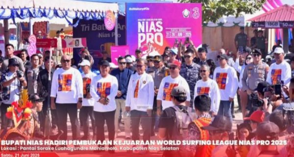 Bupati Nias Menghadiri Pembukaan Acara Kejuaraan Surfing Internasional ...
